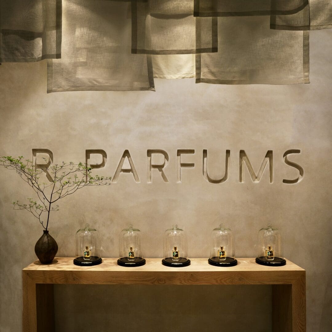 Nước Hoa Niche Nghệ Thuật - R Parfums by Rei Nguyen